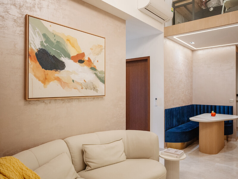 Installing Wallpaper Around Awkward Spaces: A Quick Guide